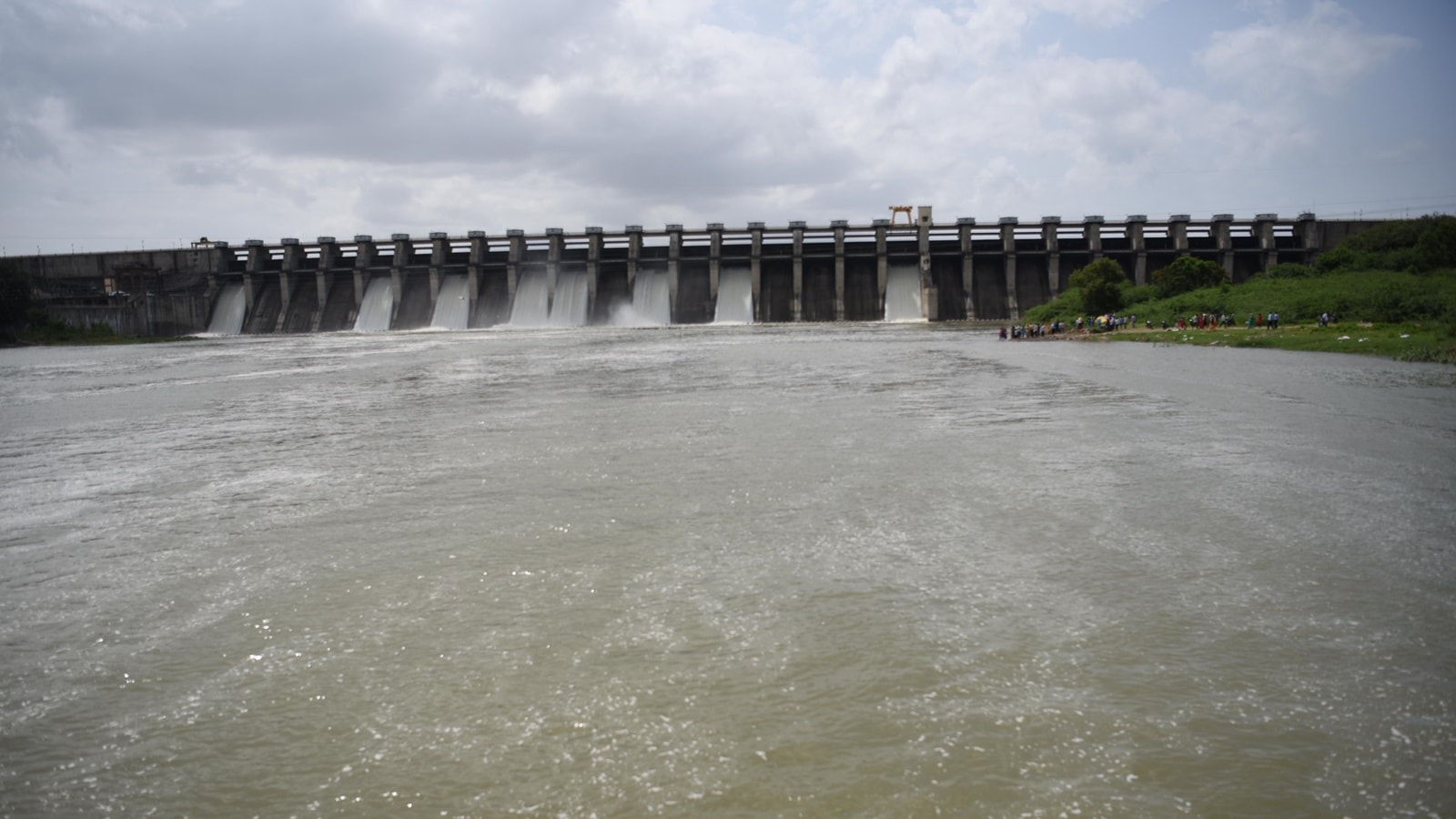Amid heavy rain in Marathwada, Jayakwadi dam gates opened, discharge 1. ...