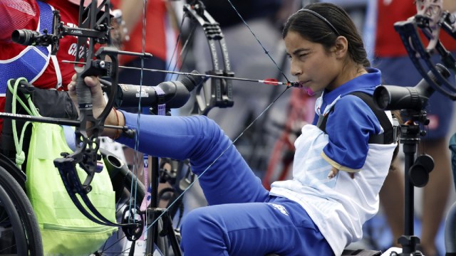 All about phocomelia, the rare condition Paralympian archer Sheetal ...