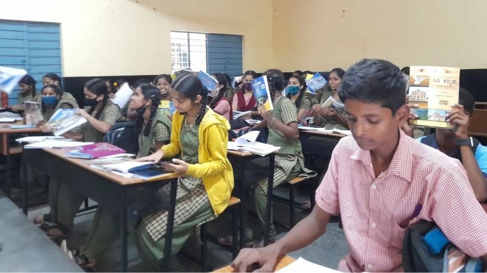 Six international students impart education to underprivileged children ...