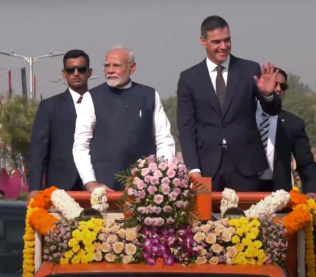 PM Modi, Spain’s Sanchez hold roadshow in Vadodara, inaugurate Tata ...