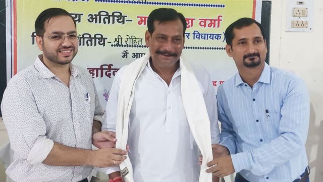 FIR against lawyer, his wife for assaulting BJP MLA | Lucknow News ...