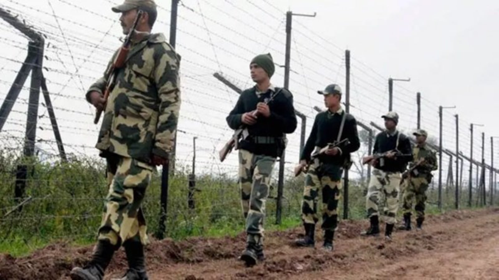 BSF nabs four Bangladeshi nationals with fake Aadhaar Card at border ...