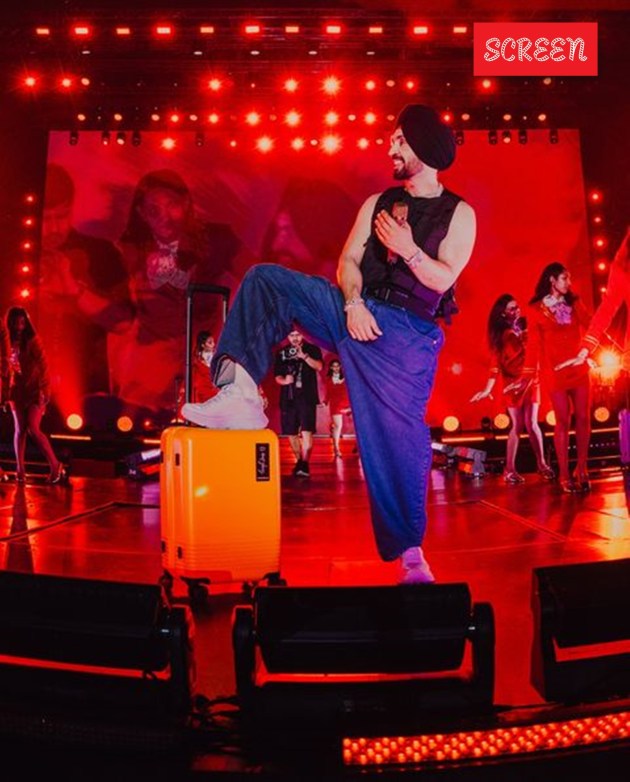 Diljit Dosanjh takes fans inside Delhi concert | Entertainment Gallery ...
