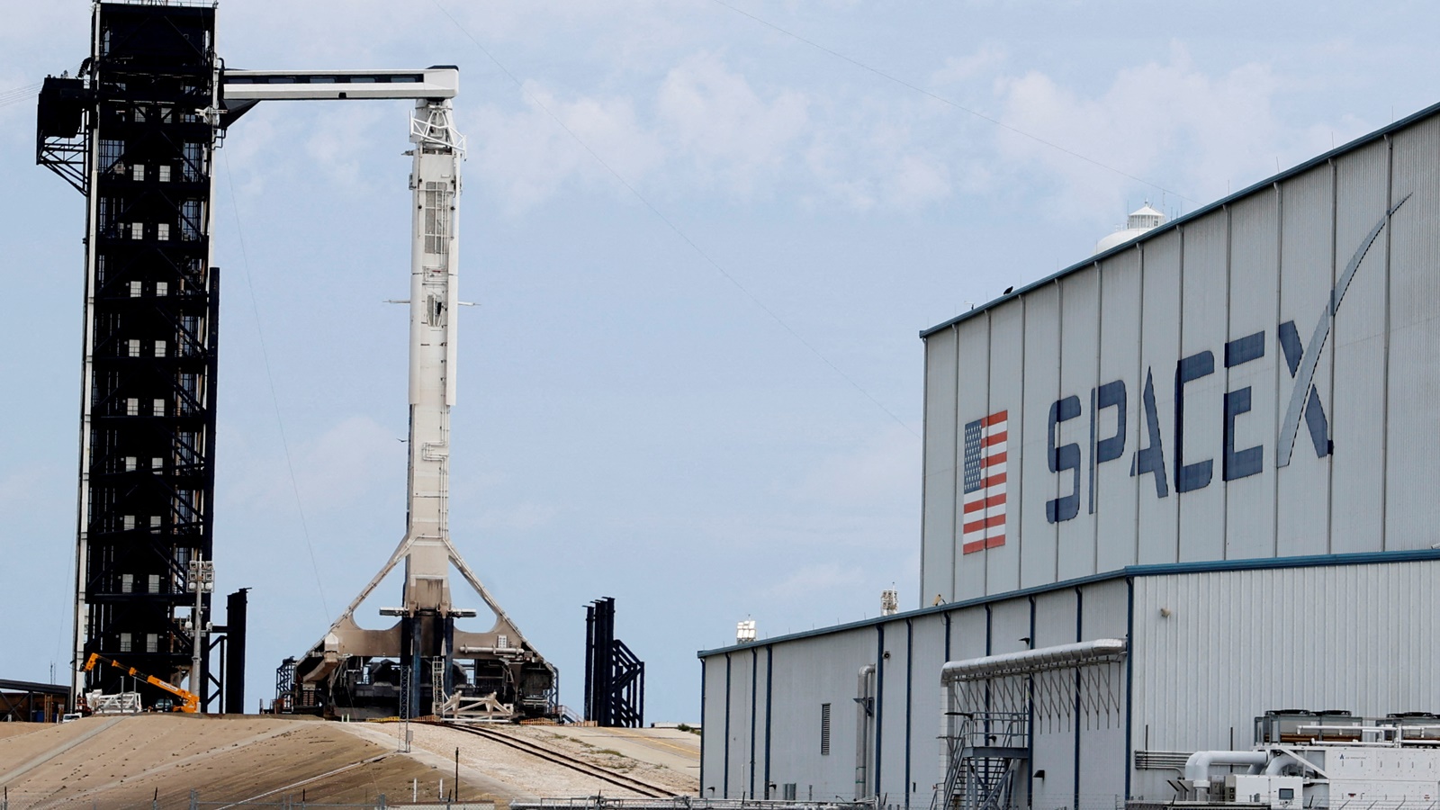 US FAA authorizes SpaceX Falcon 9 vehicle for Monday flight ...
