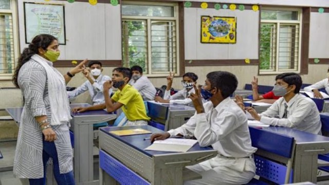 Education dept asks Delhi school not to expel students who did not pay hiked fees