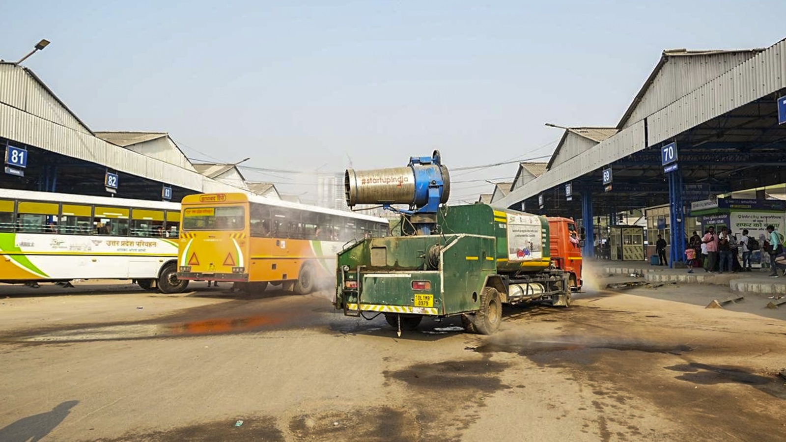 Delhi News Highlights: Smog blankets national capital, air quality dips ...