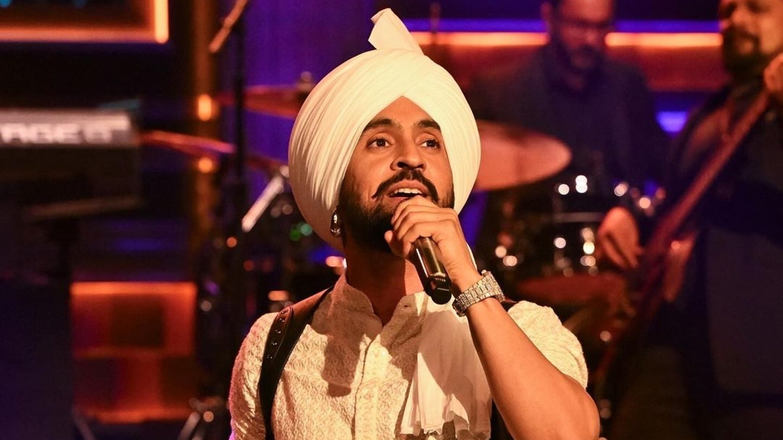 Dil-Luminati Tour: Why Diljit Dosanjh wants you to spend 10 minutes ...