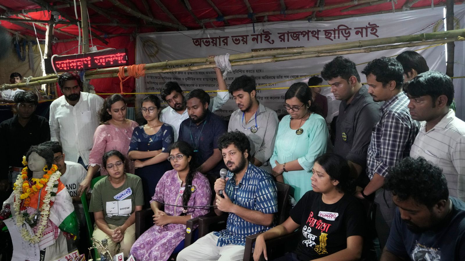 Kolkata rape murder: Junior doctors call ‘mass convention’ on October ...