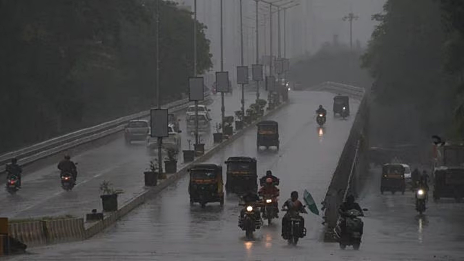 IMD announces withdrawal of southwest monsoon from Mumbai but issues ...