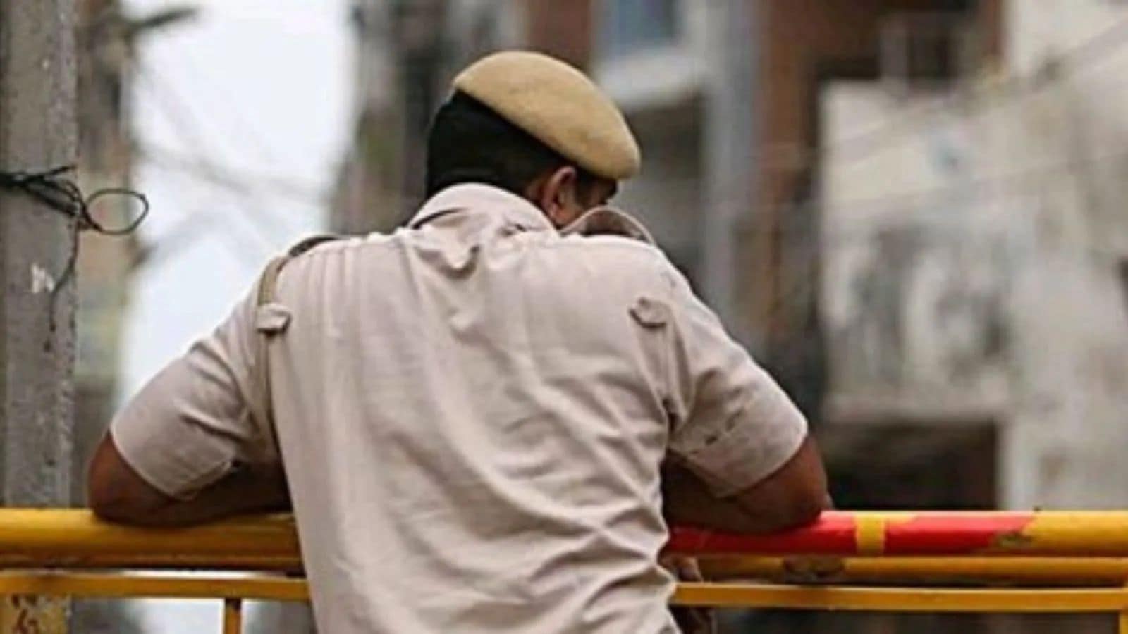 Delhi Police constable manhandled while trying to stop duo from ...