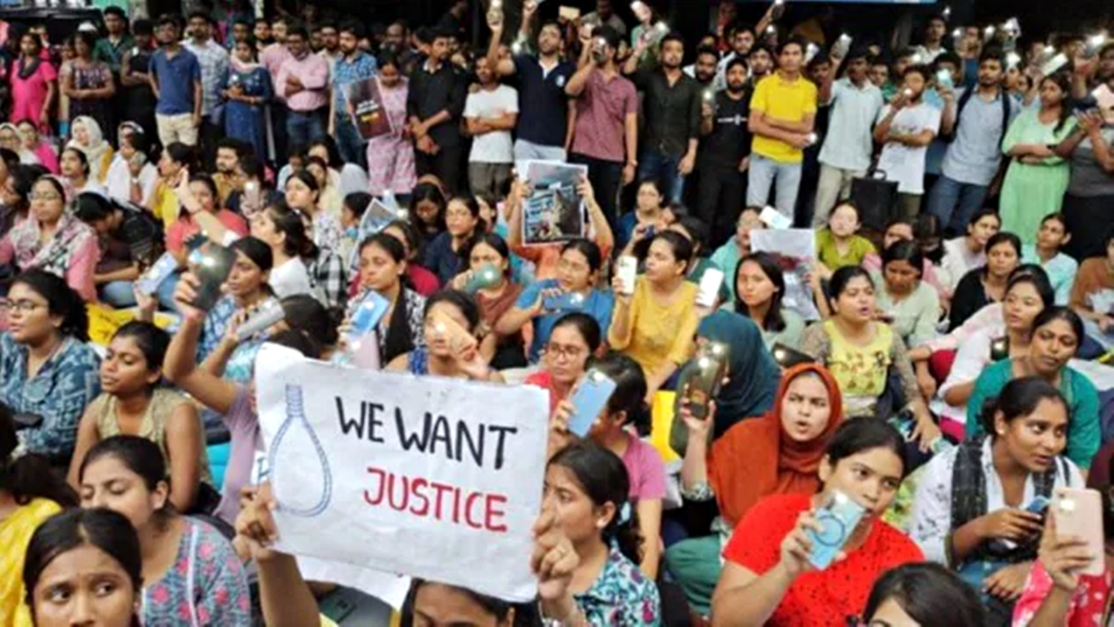 ‘Feeling helpless now, need guidance’: Parents of R G Kar rape and ...