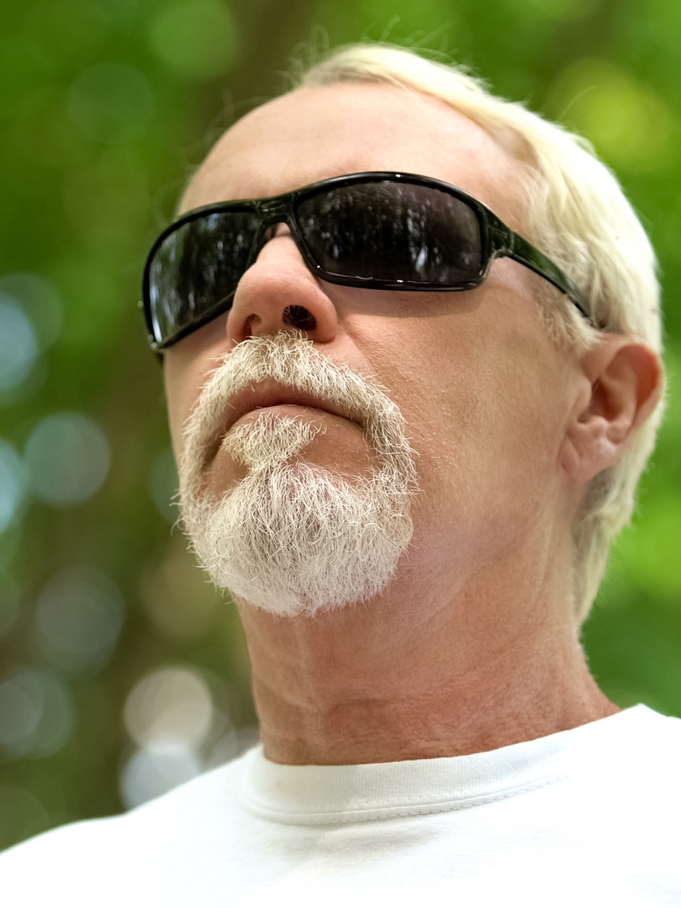 Understanding temporary vision loss: Causes and treatment options