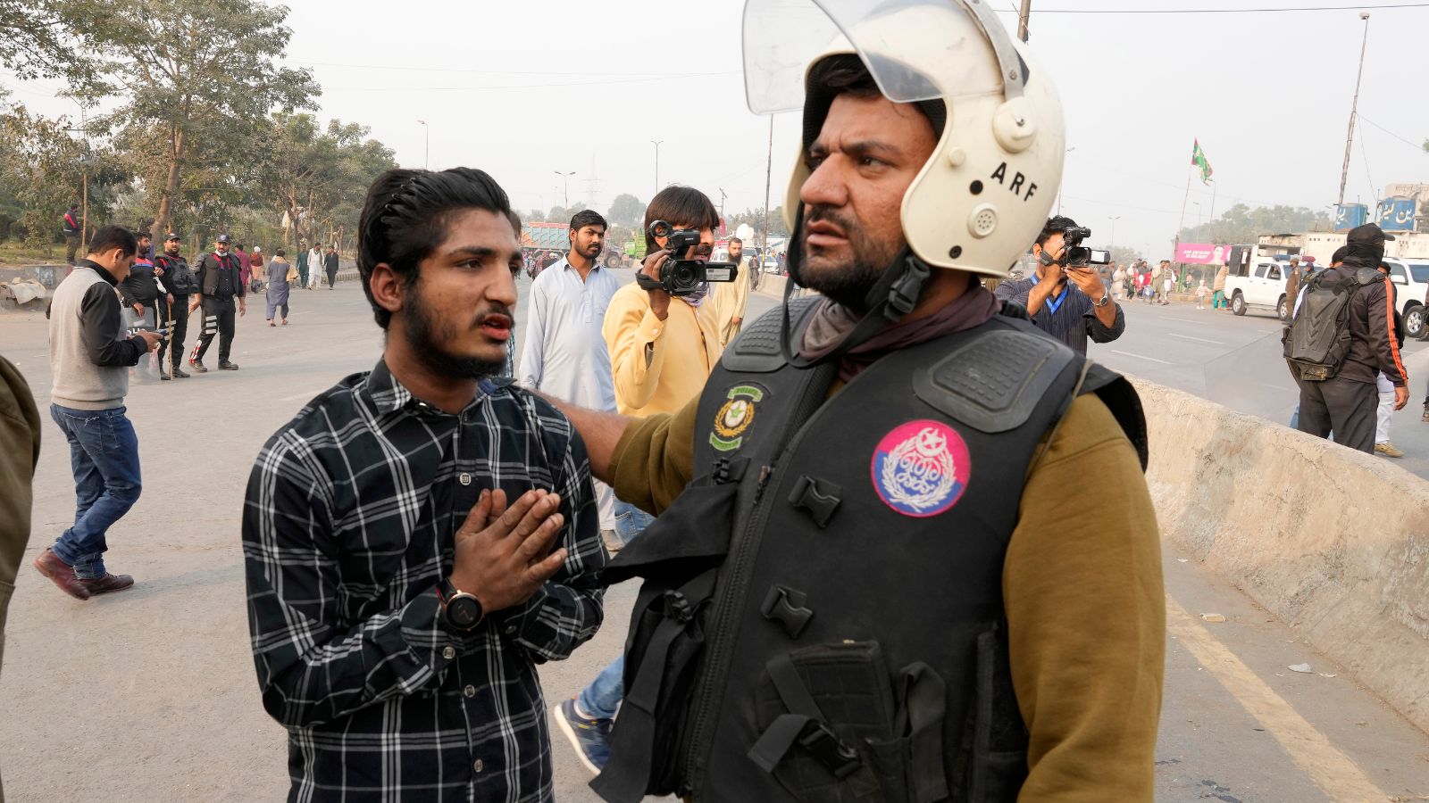 US calls on Pakistani authorities to respect human rights, fundamental ...