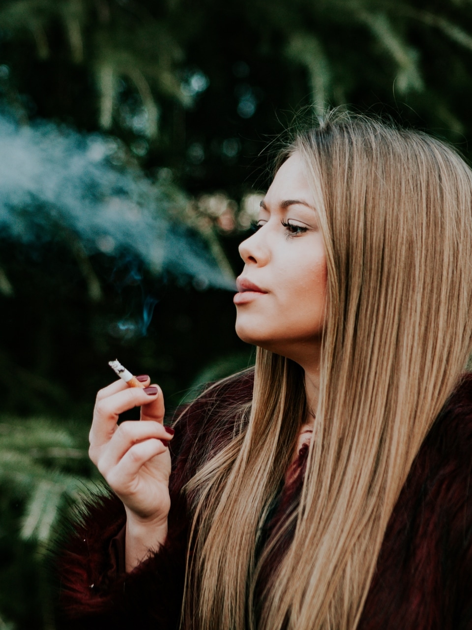 The short-term and long-term health risks of smoking and vaping