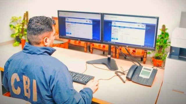 Black Scorpio car, fake badges: Conmen posing as CBI officers loot ...