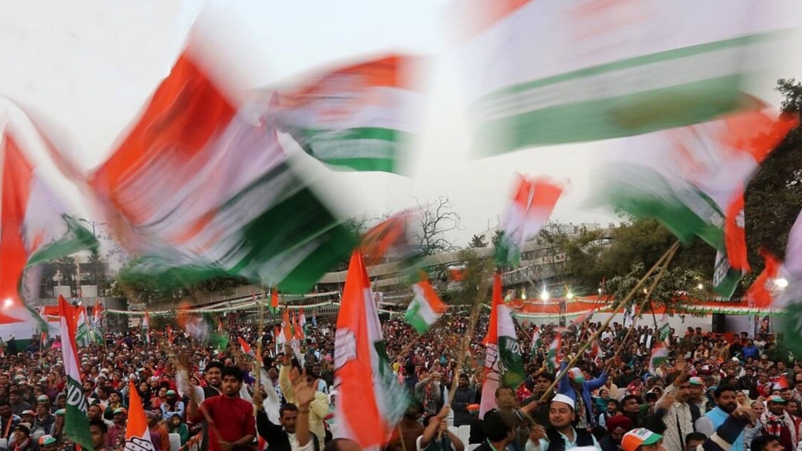 Congress suspends two rebel candidates in Thane | Mumbai News - The ...