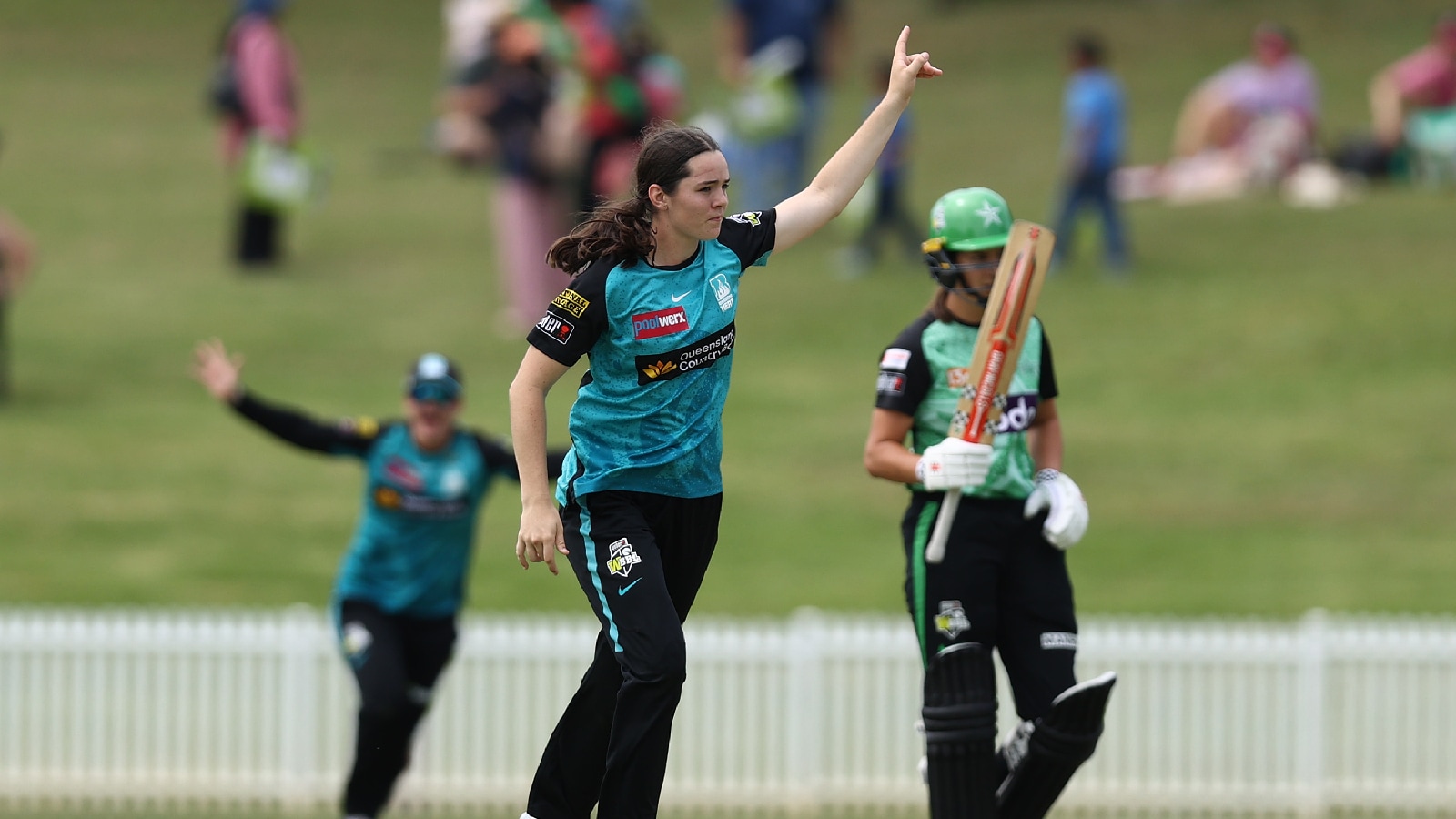 Meet Lucy Hamilton, the youngest to a five-for in Big Bash League ...