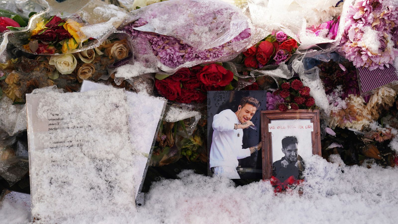 In Photos | One Direction stars attend Liam Payne’s funeral ...