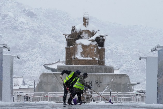 South Korea’s capital sees heaviest November snow in 100 years | World ...