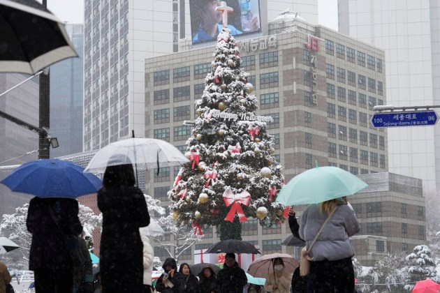 South Korea’s capital sees heaviest November snow in 100 years | World ...