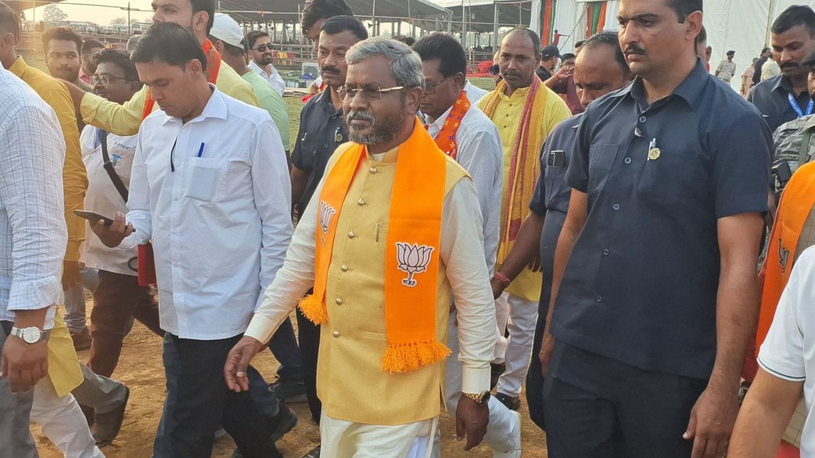 Jharkhand polls: BJP expels 30 leaders for contesting against party ...