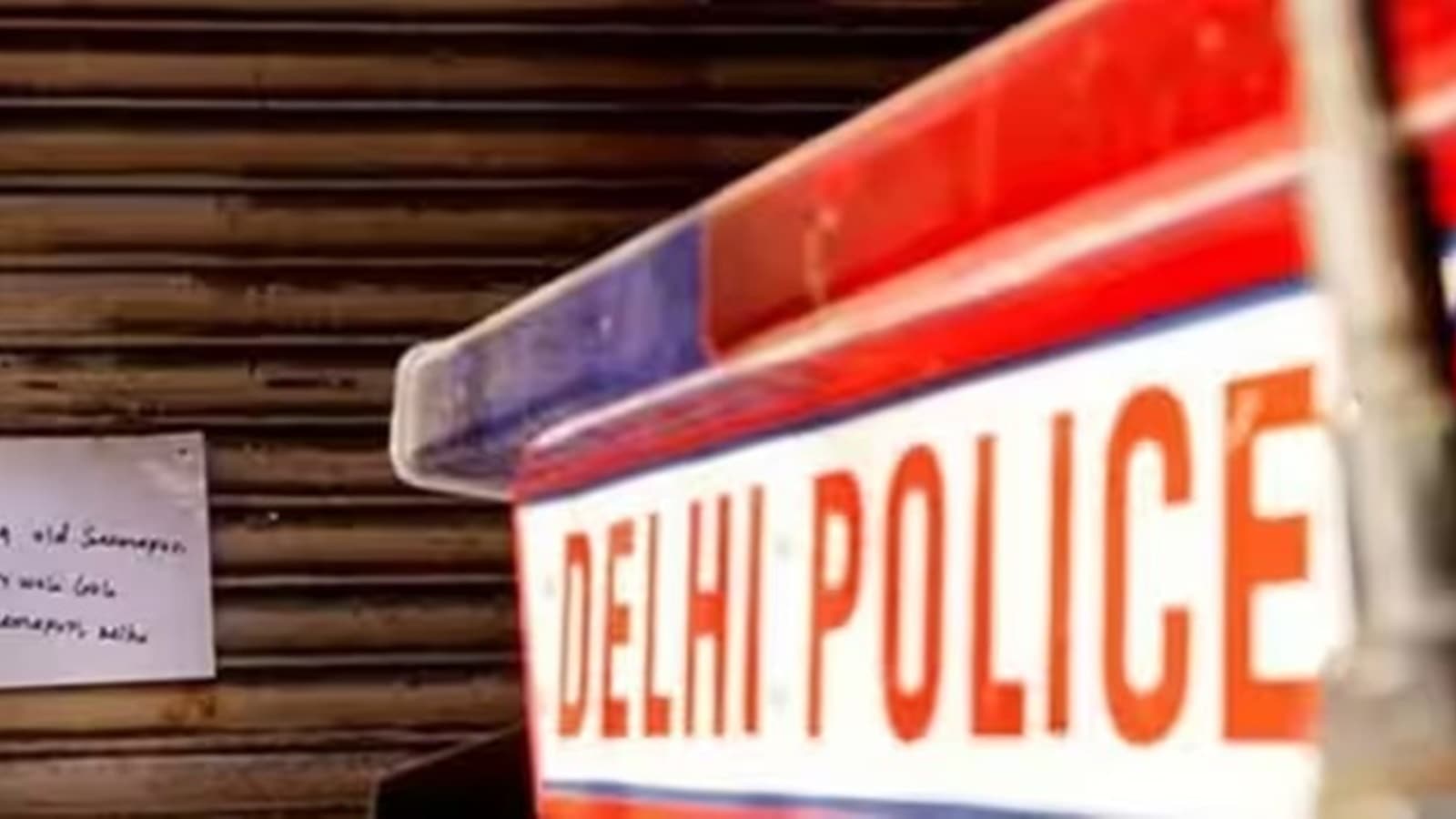 Delhi Police ASI caught red-handed while taking bribe to settle ...