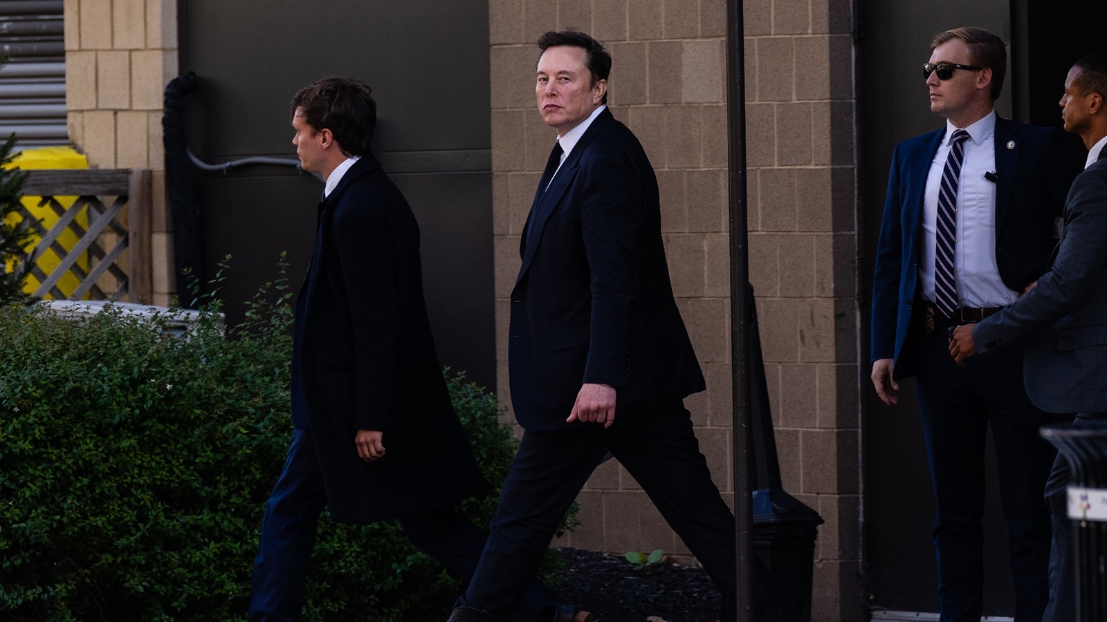 Elon Musk meets Iran’s UN ambassador in ‘bid to diffuse Washington ...