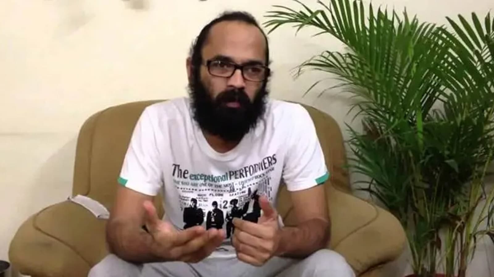 Kannada film director Guru Prasad found dead in suspected suicide in ...