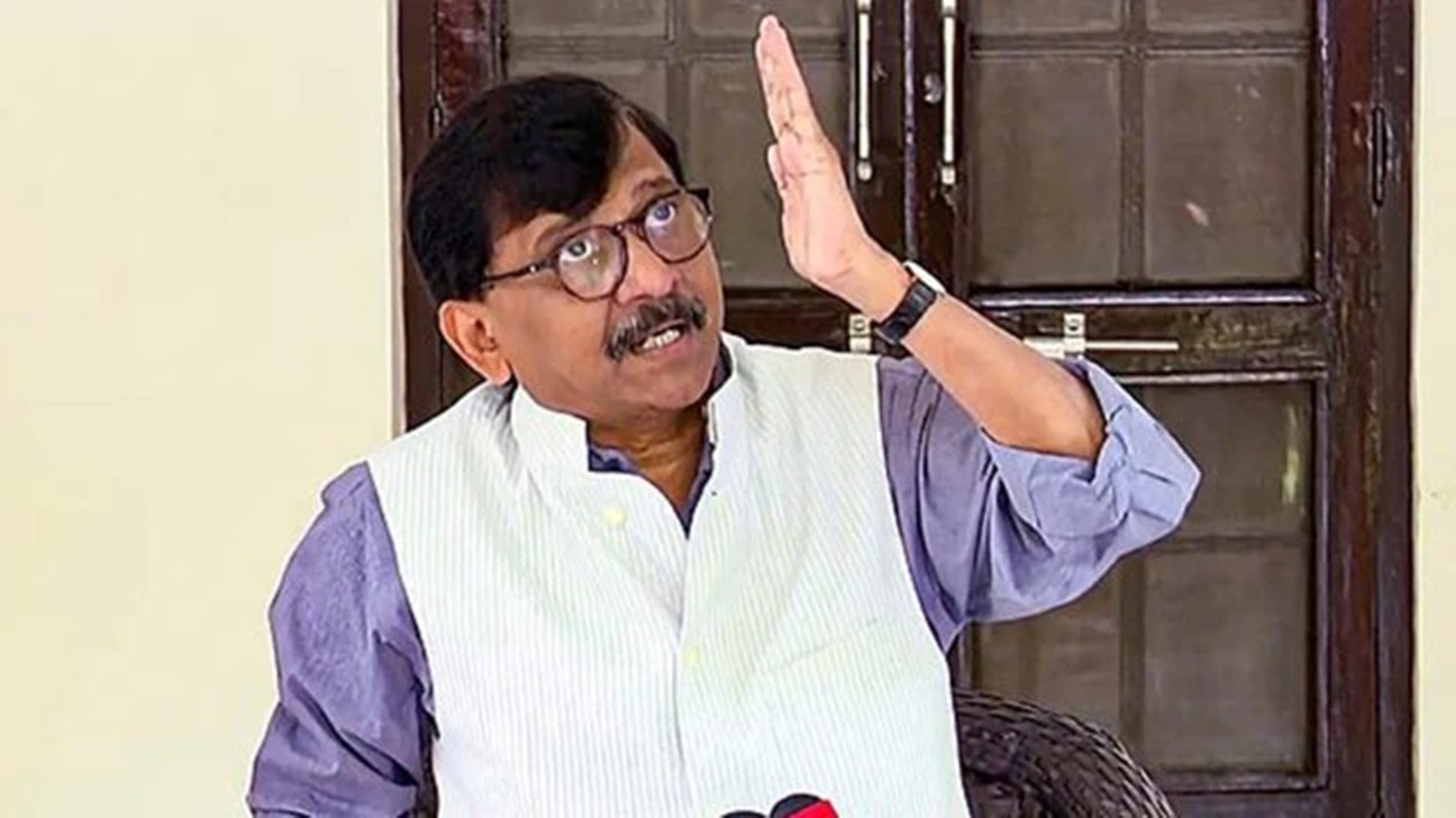 After Sanjay Raut says Mahayuti offering bribes to Independents, BJP ...