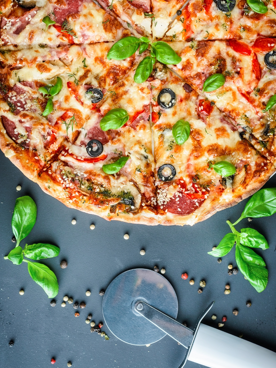From Naples to New York: The evolution of pizza through the ages