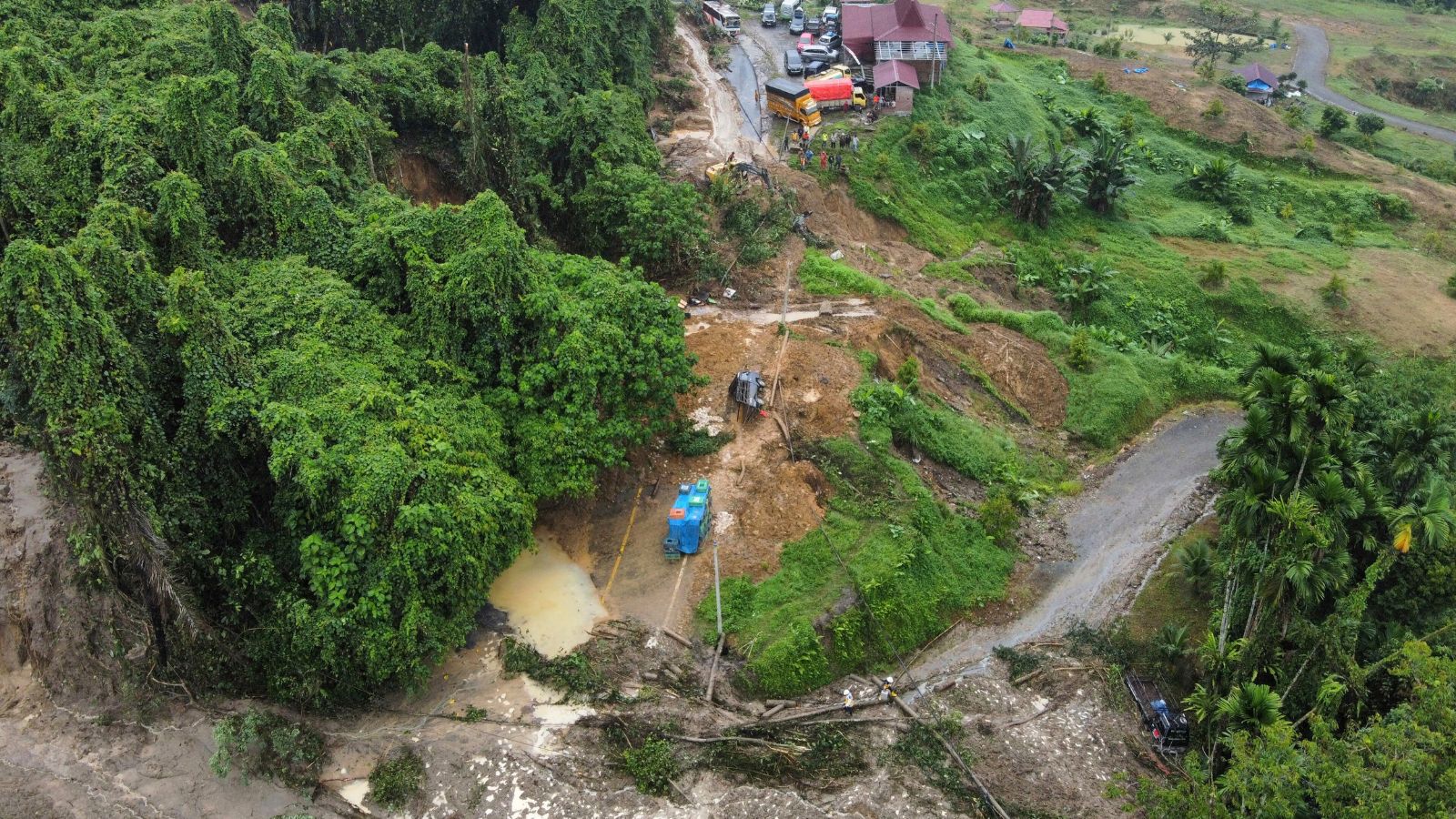 In Pictures: Landslide in Indonesia leaves a trail of destruction, hundreds displaced | World ...