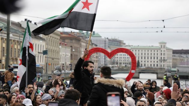 In Pics: Syrian communities globally celebrate end of Assad’s rule ...