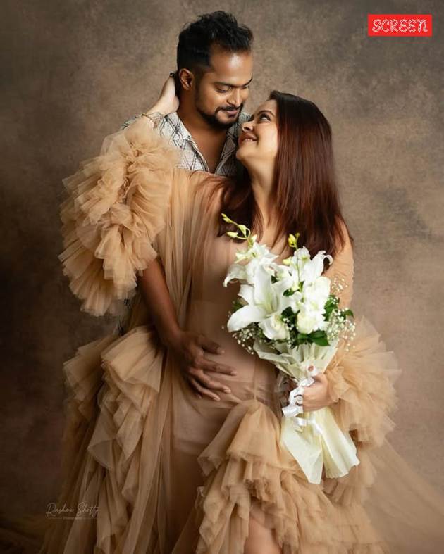 Devoleena Bhattacharjee welcomes her first child, a baby boy, with ...