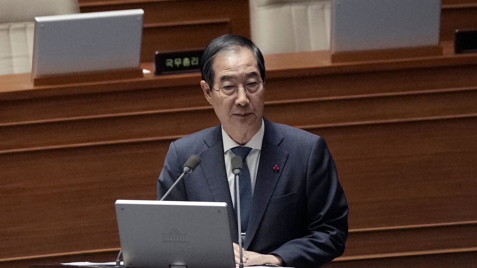 South Korean Prime Minister Han Duck-soo becomes acting president after ...