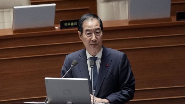 South Korean Prime Minister Han Duck-soo becomes acting president after ...