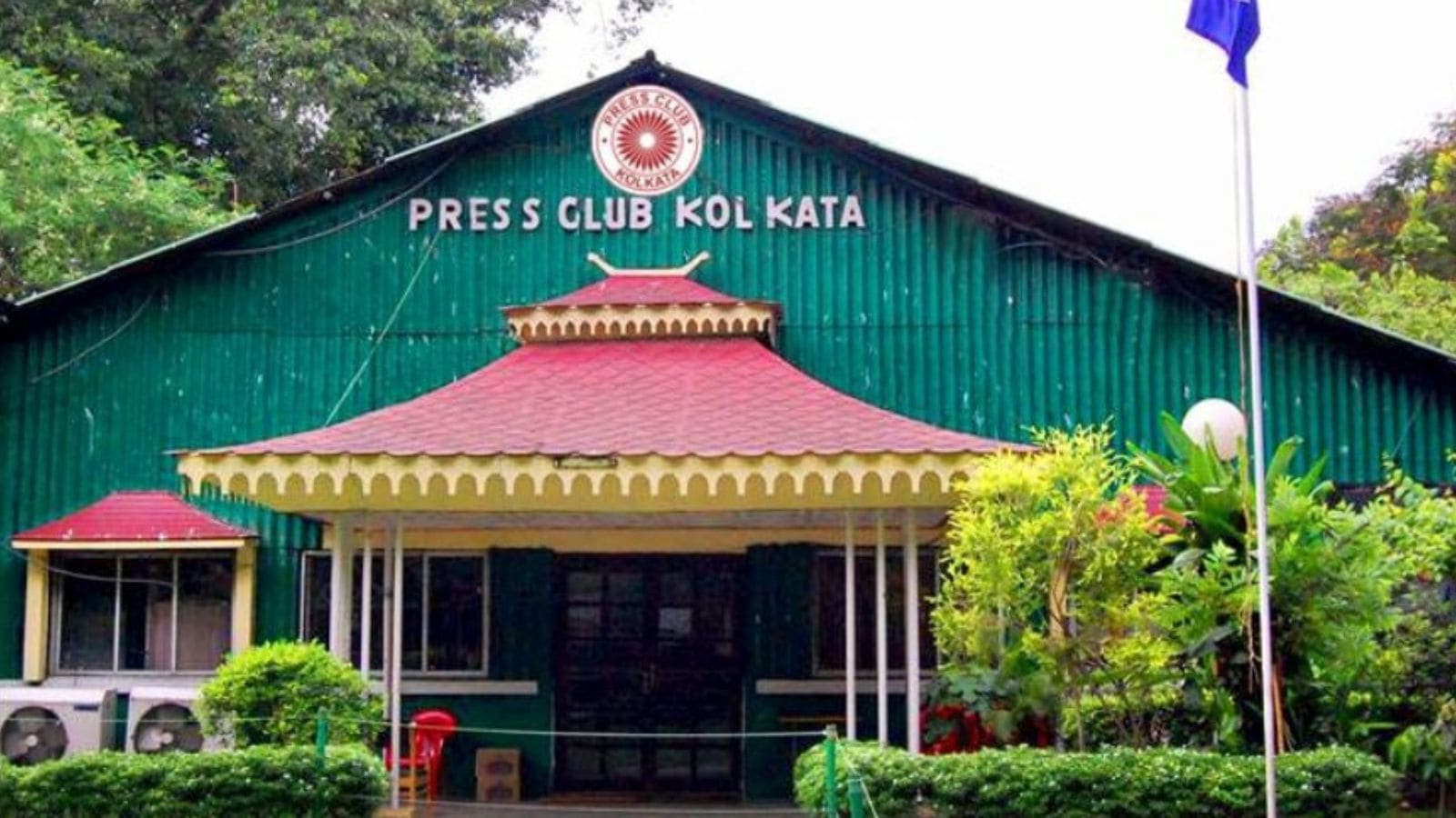 Kolkata: Photojournalists can now join Press Club | Kolkata News - The ...