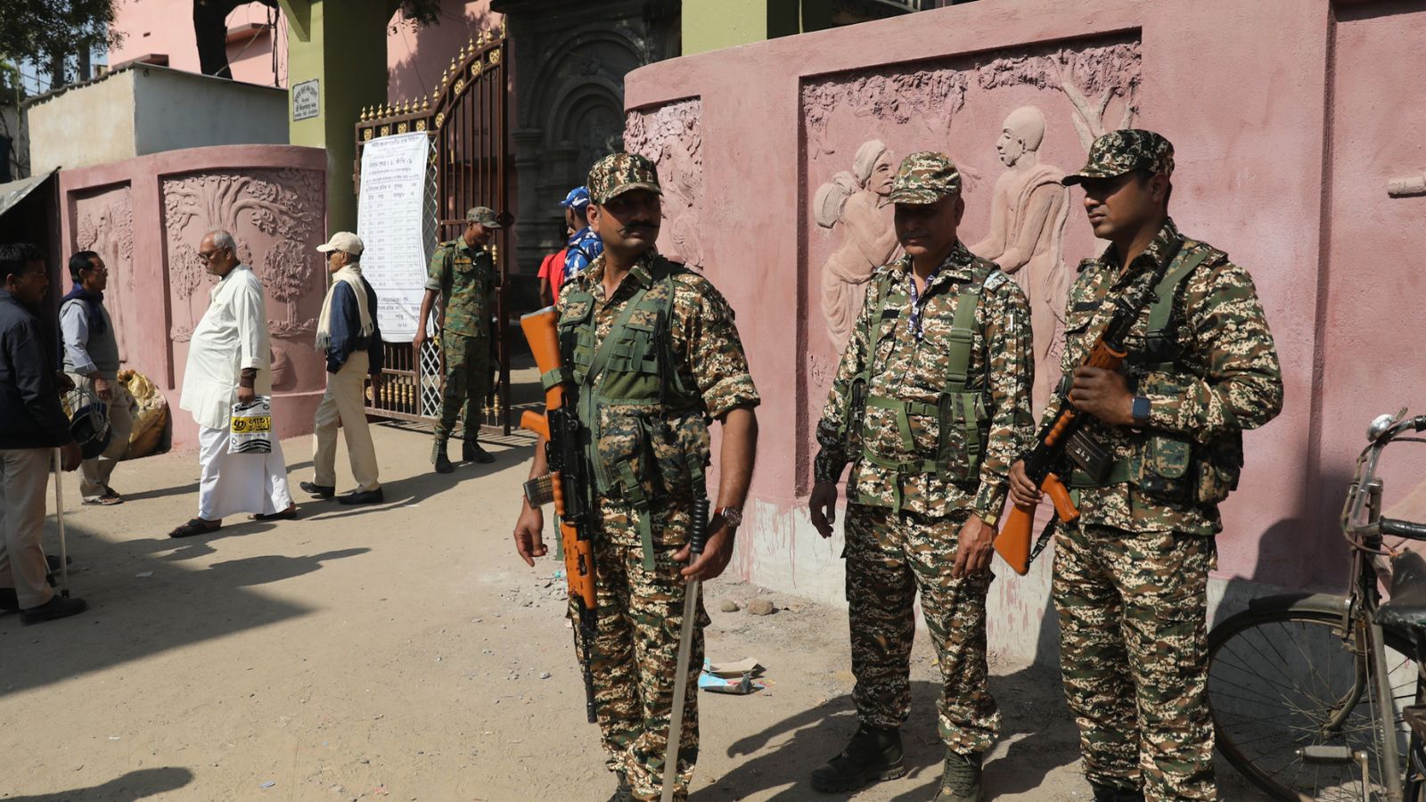 Sporadic violence during Contai Cooperative Bank election in West ...