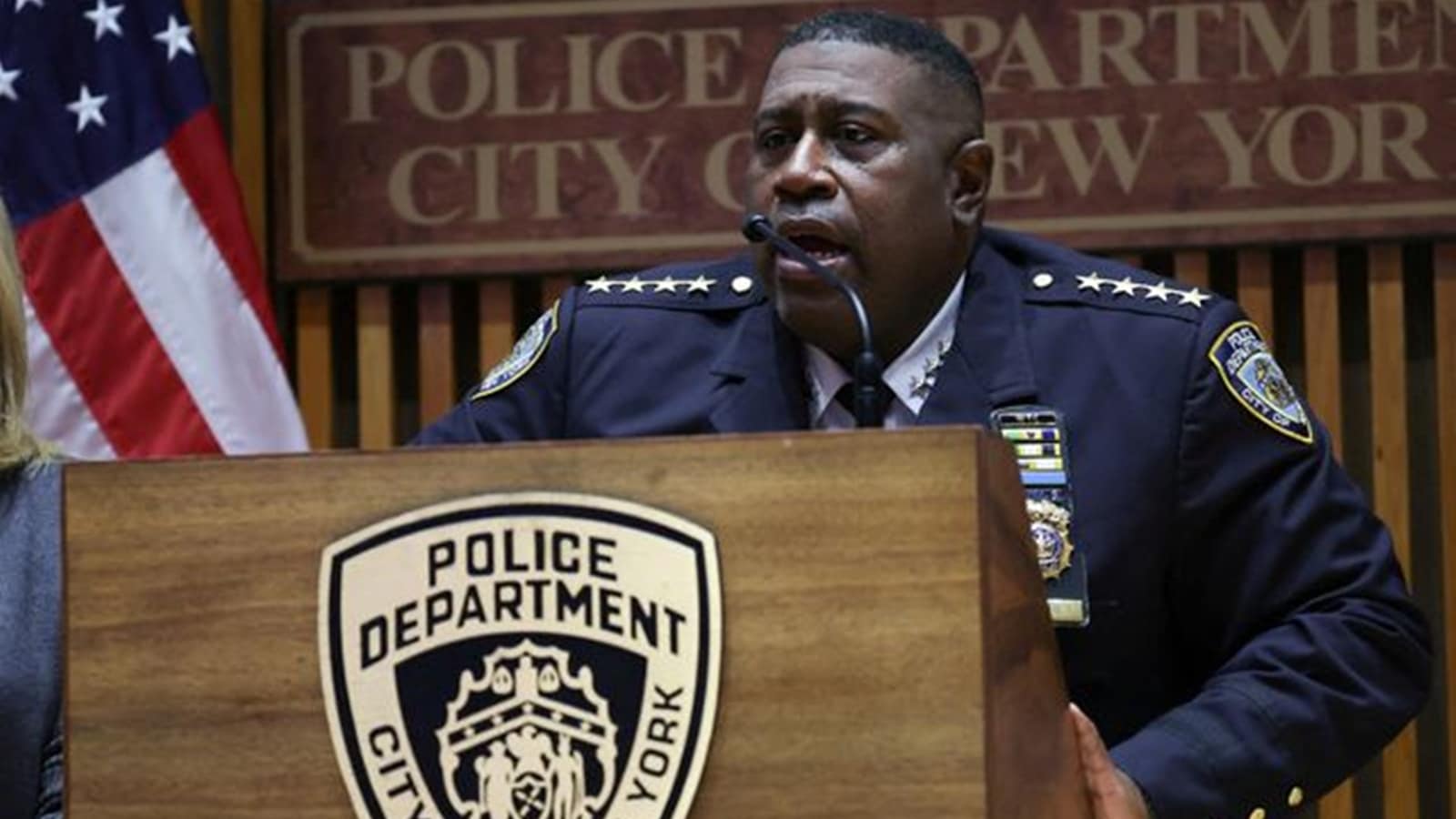 Top-ranking NYPD officer abruptly resigns amid sexual misconduct ...