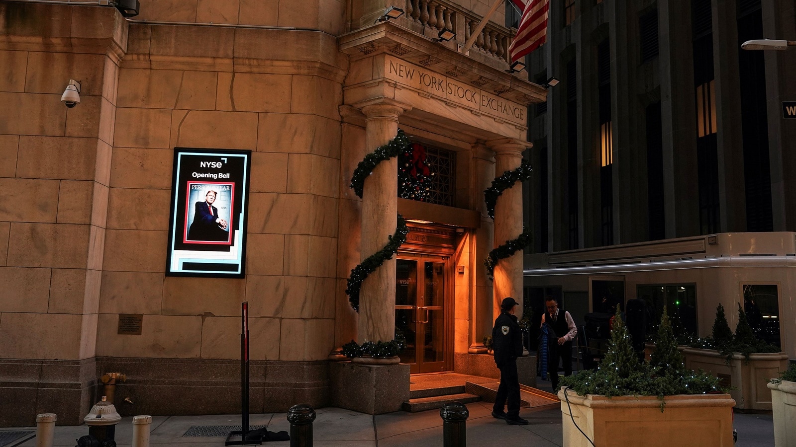 From a 10-year-old to a Muppet to a president-elect, NYSE bell-ringers ...