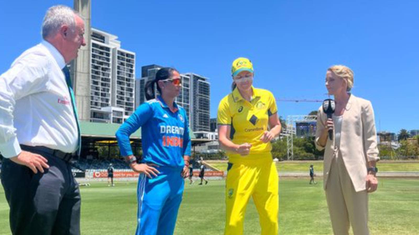 India Women vs Australia Women 3rd ODI LIVE Cricket Score Card ...