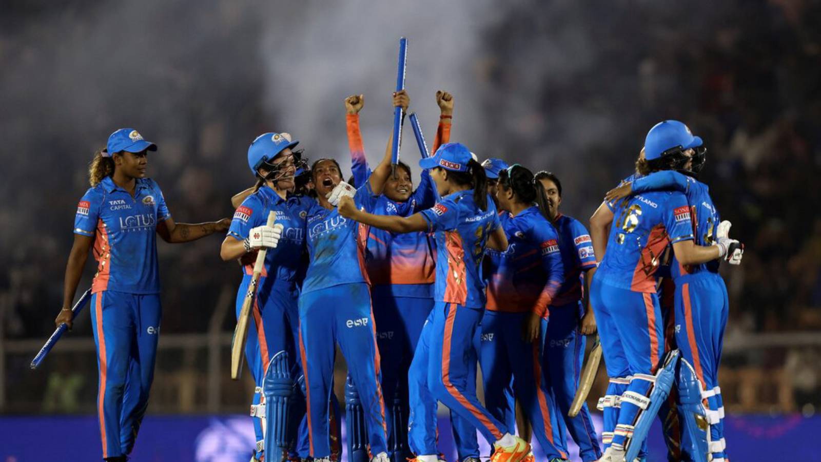MI Women's Team 2025 Players List, Squad: WPL 2025 Mumbai Indians Women ...