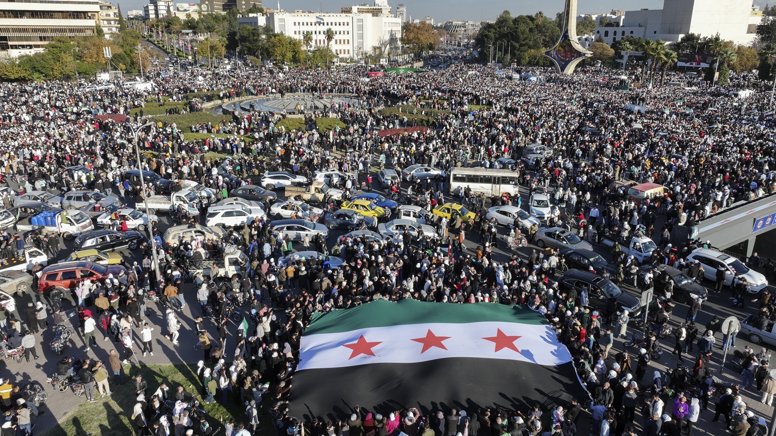 New Syria’s 1st week: Rebels try to bring normalcy while Syrians vow to ...