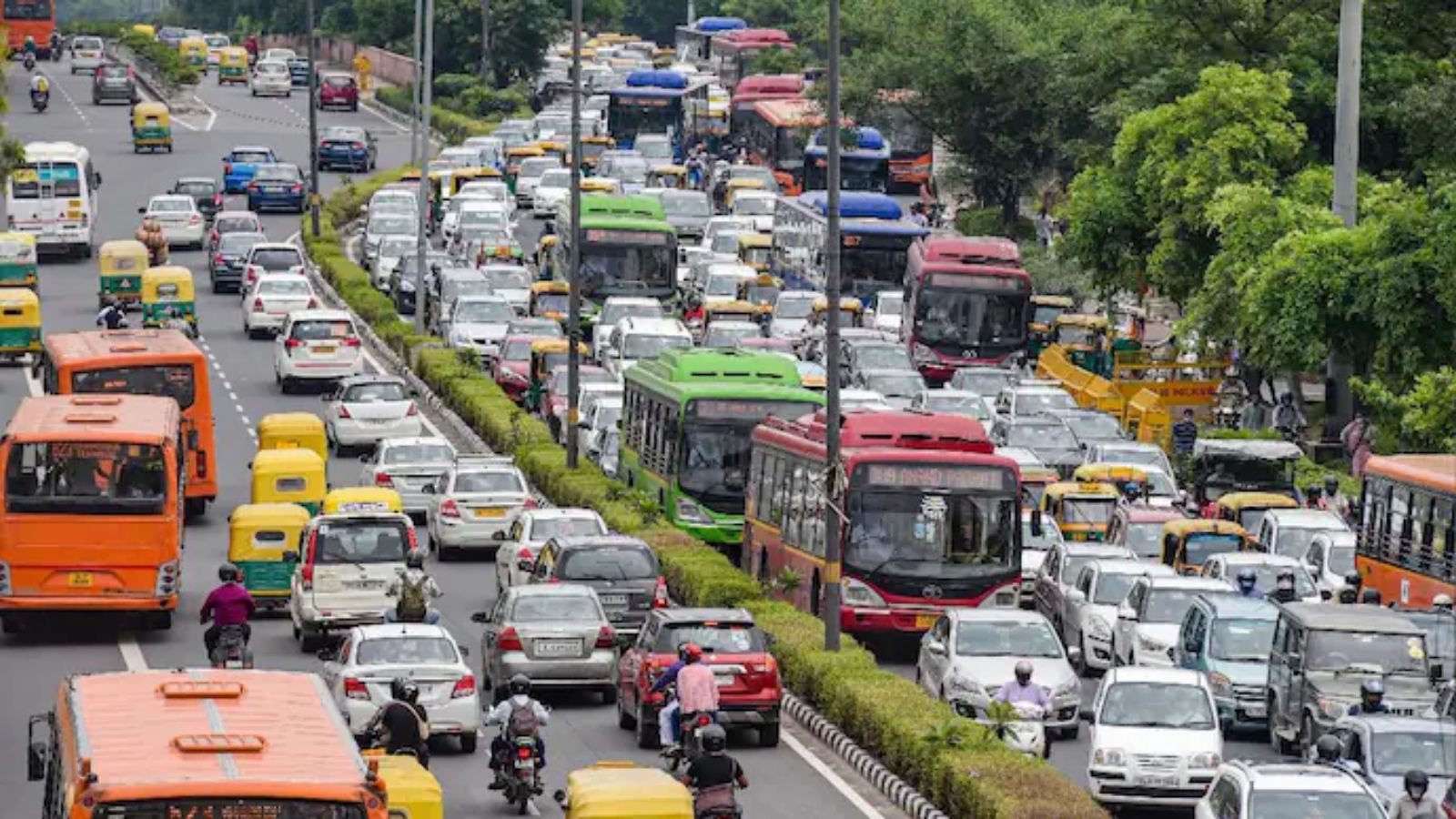 Delhi Police announce special courts to settle traffic challans. Here’s ...