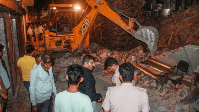 Four children killed in brick kiln wall collapse in Hisar | Chandigarh ...