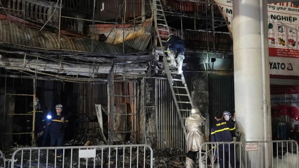 Fire at cafe in Vietnam’s Hanoi kills 11, police arrest suspect | World News - The Indian Express