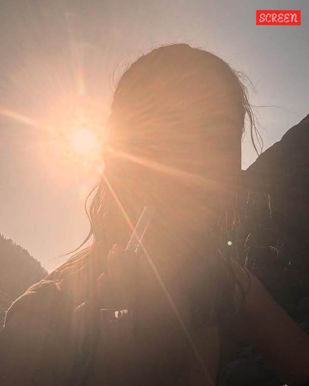 Alia Bhatt flaunts Raha-named T-shirt, workout sessions, selfies and ...