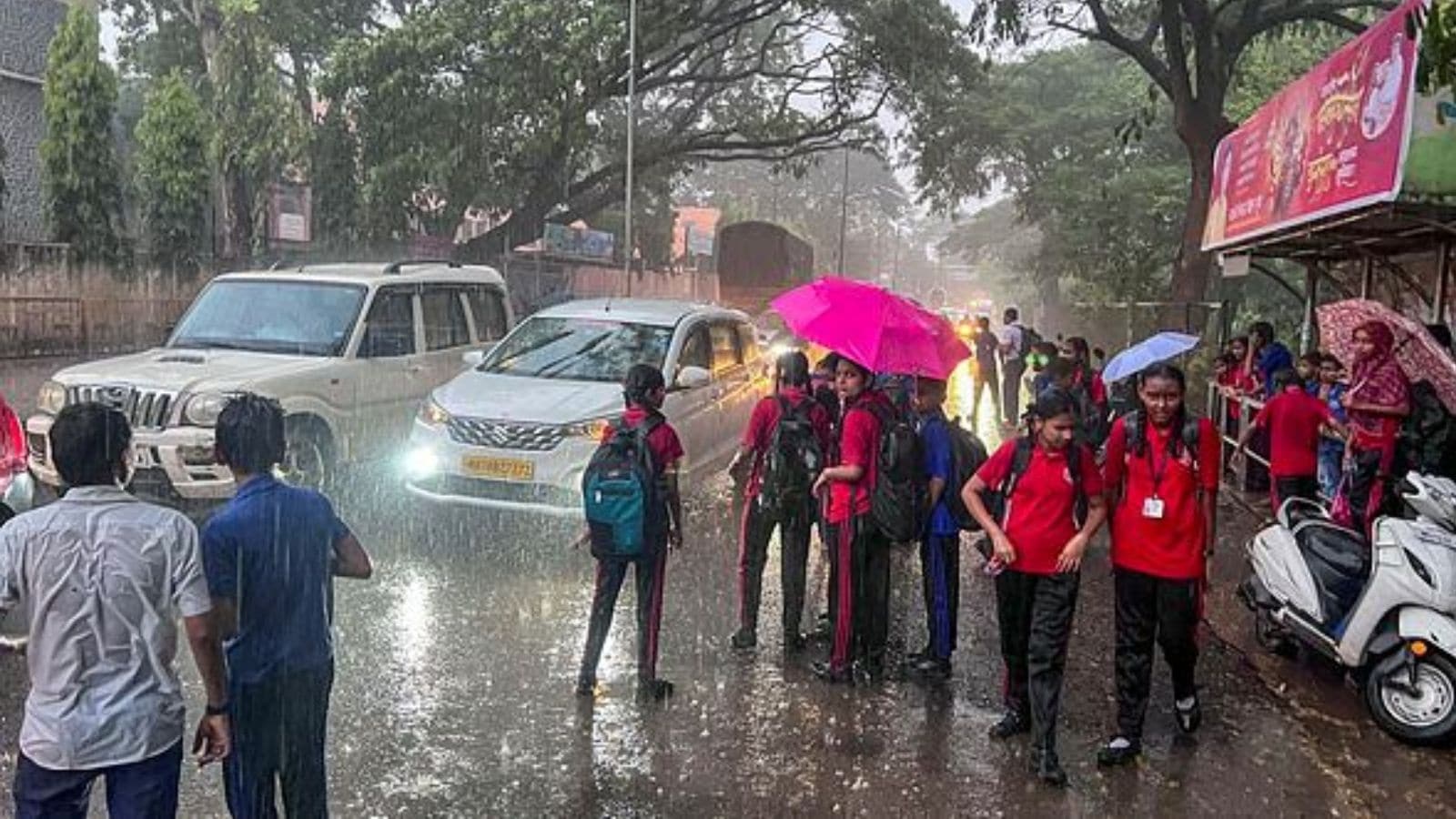 Yellow alert in several Karnataka districts, including Bengaluru, till ...