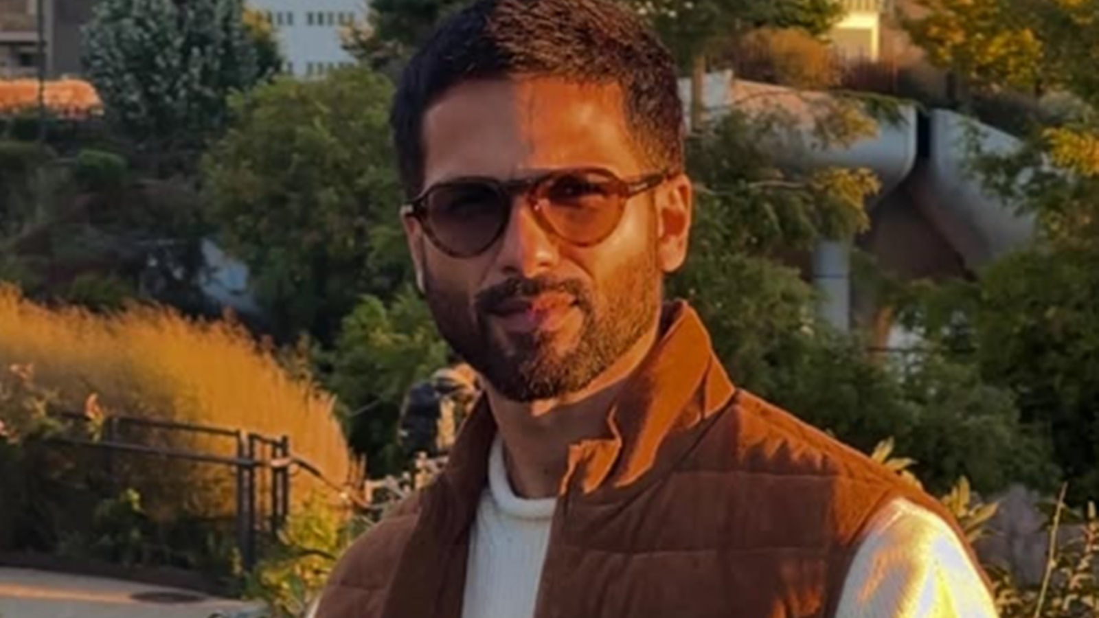 Shahid Kapoor shares his take on men's vulnerability