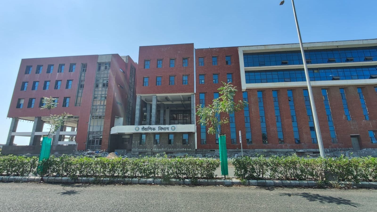 Gujarat: Centre ‘prematurely terminates’ AIIMS Rajkot executive ...