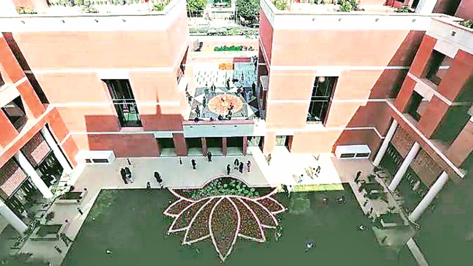Internal row in Surat co-op sector? City BJP head fumes as office ...